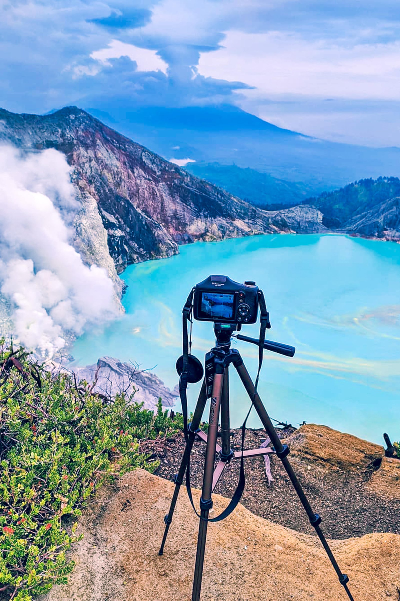 ijen crater photograph - IJEN CRATER, IJEN BLUE FIRE, IJEN TOUR