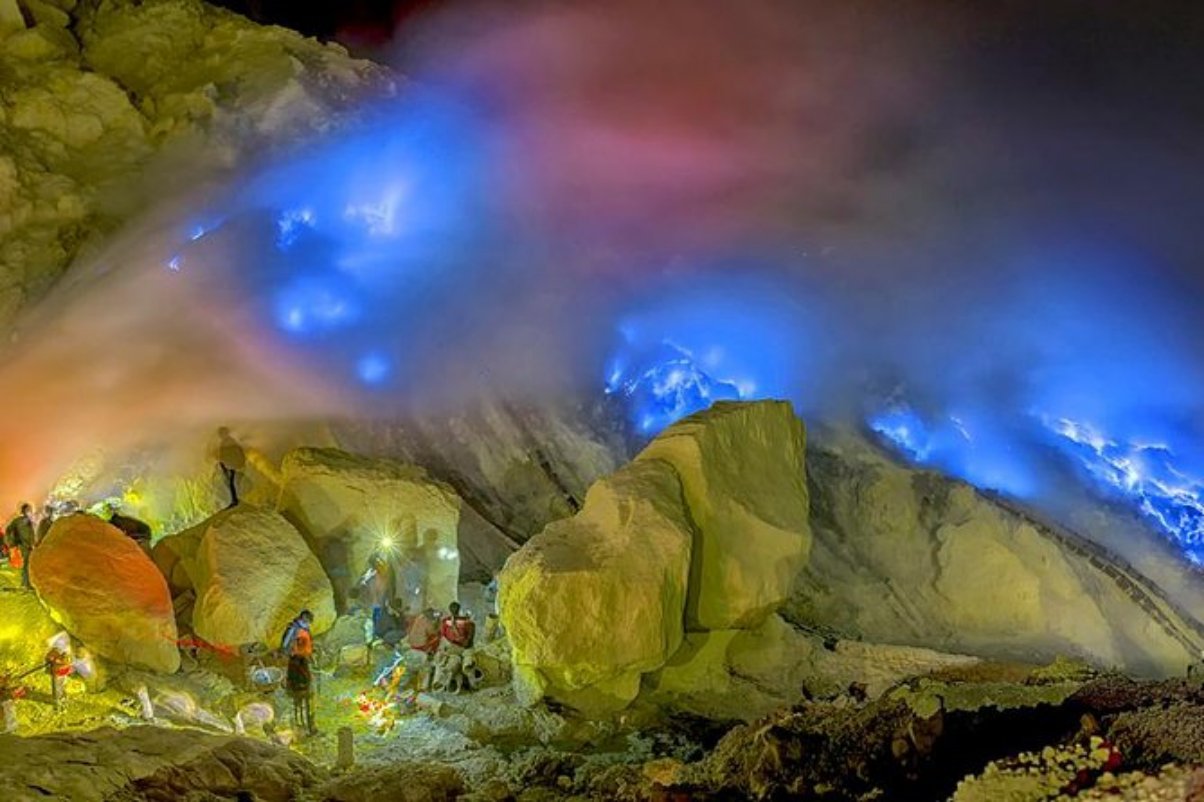 Things to Know about Mount Bromo Milky Way Ijen Crater Tour in East ...