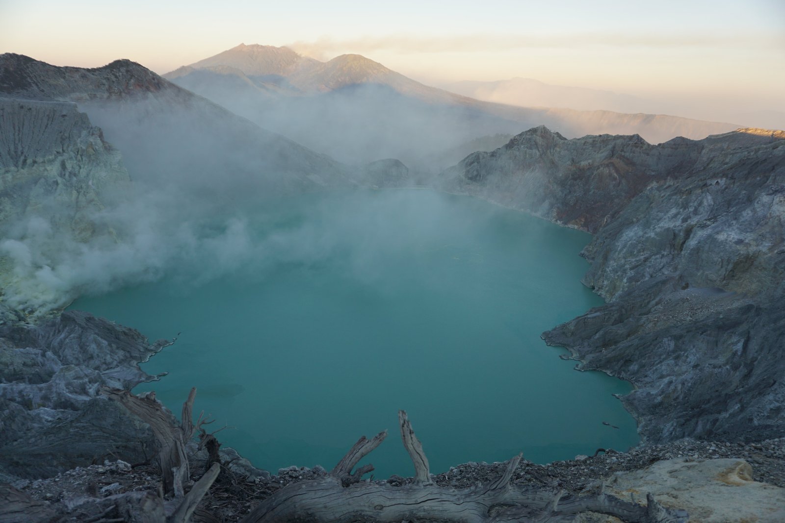 ijen crater volcano - IJEN CRATER, IJEN BLUE FIRE, IJEN TOUR